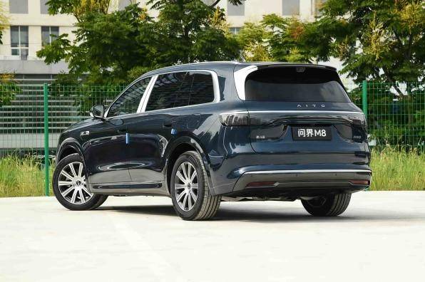 30万级“新人”零跑D19技术超纲？对比问界M8、理想L8有胜算吗？_搜狐汽车_搜狐网