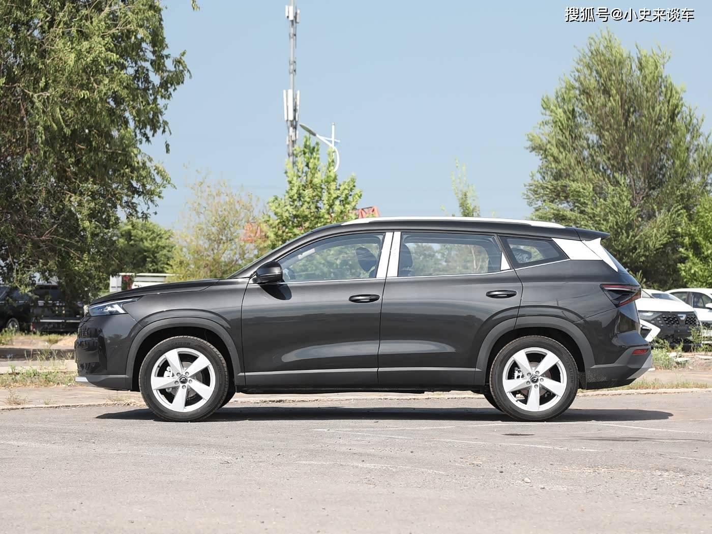 捷达中型SUV诚意价9.59万起！大尺寸车身很霸气，配1.4T+爱信6AT_搜狐汽车_搜狐网