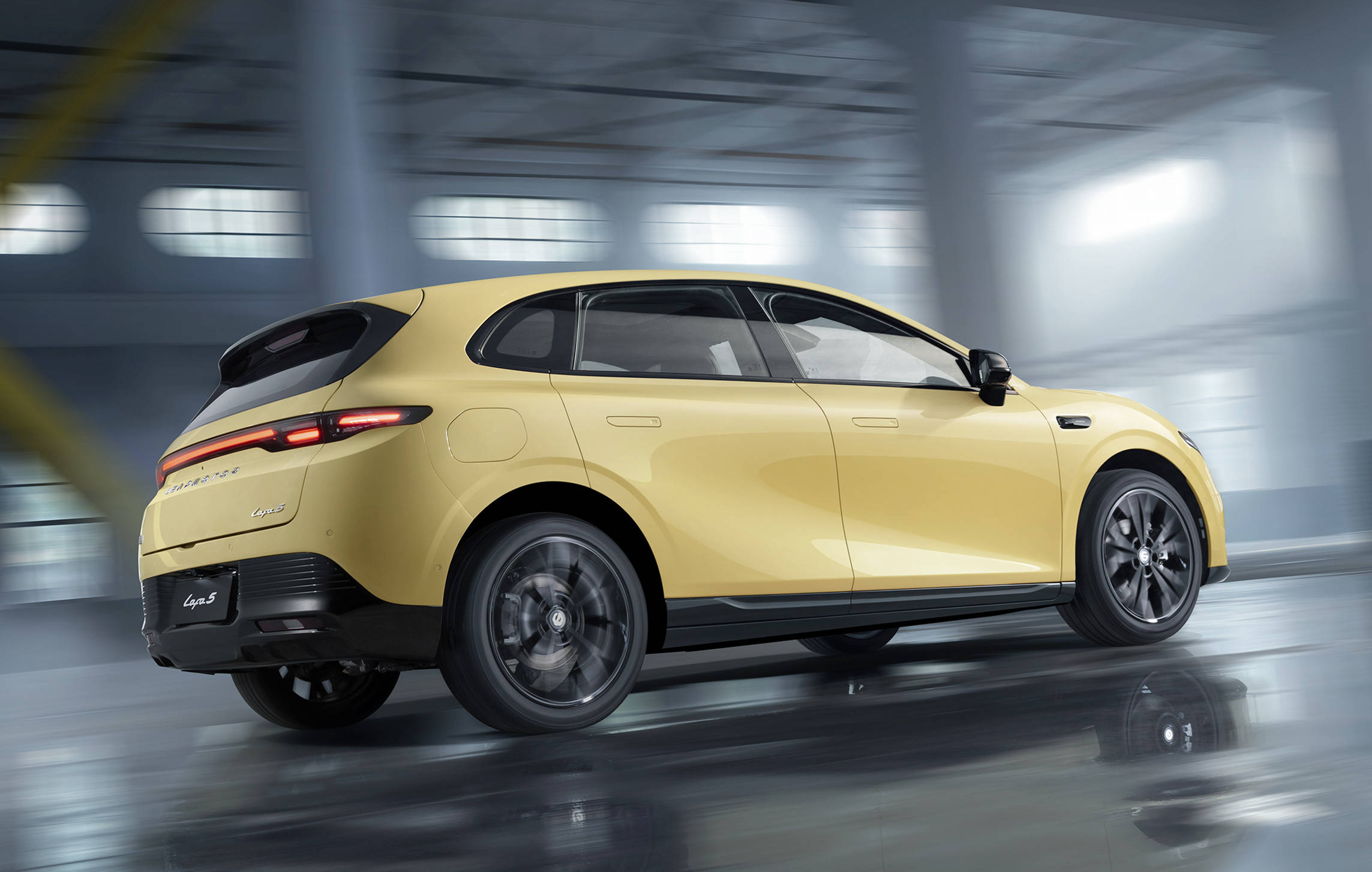 10.58万元起！零跑Lafa5正式开启预售，配备8295芯片与激光雷达_搜狐汽车_搜狐网