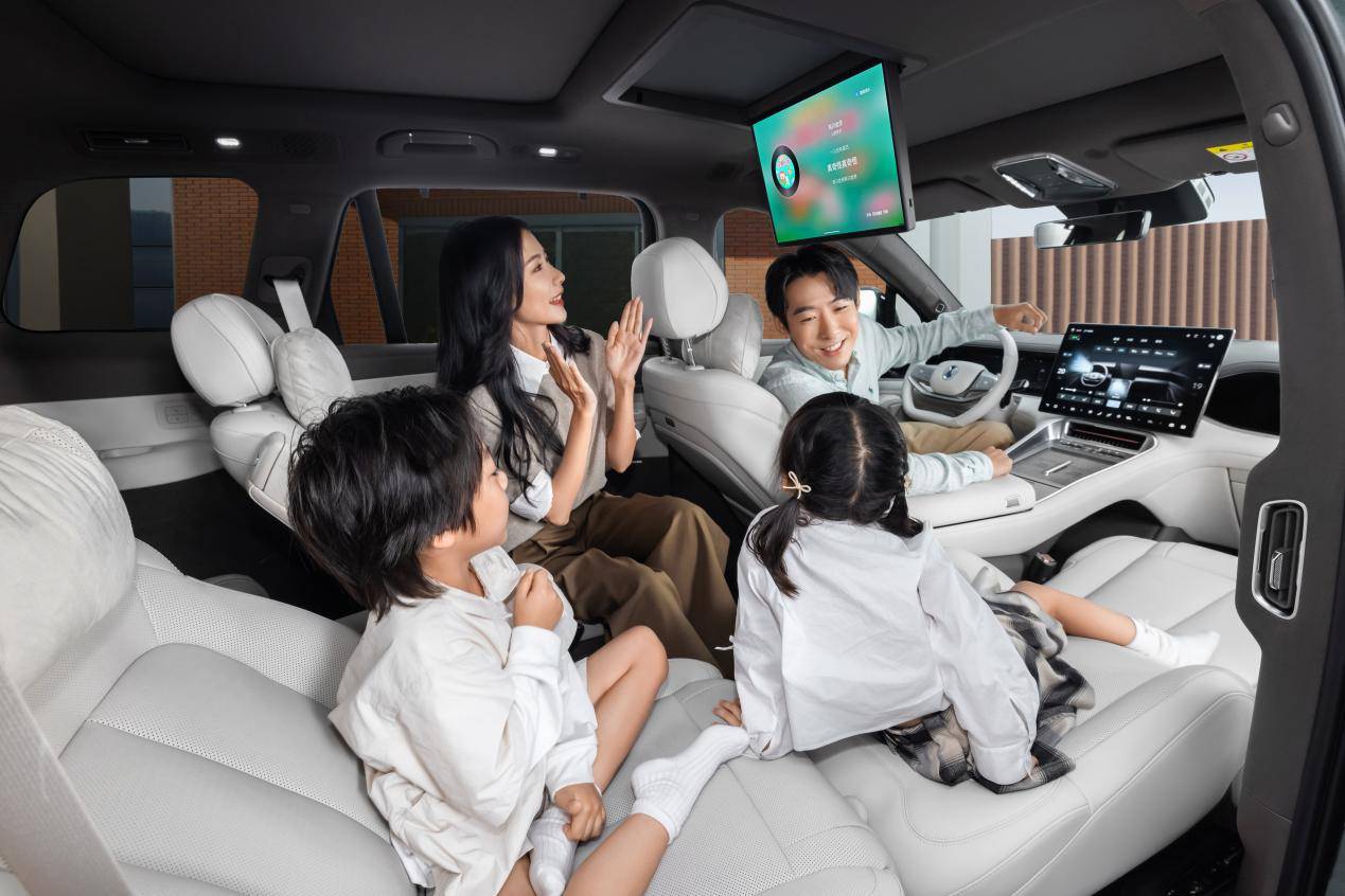 全系标配易三方， 腾势N8L 29.98万元起正式上市_搜狐汽车_搜狐网