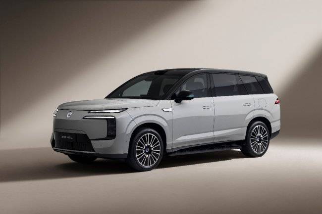 北京车展重磅亮相！腾势N8L 闪充版内饰升级，细节控狂喜_搜狐汽车_搜狐网