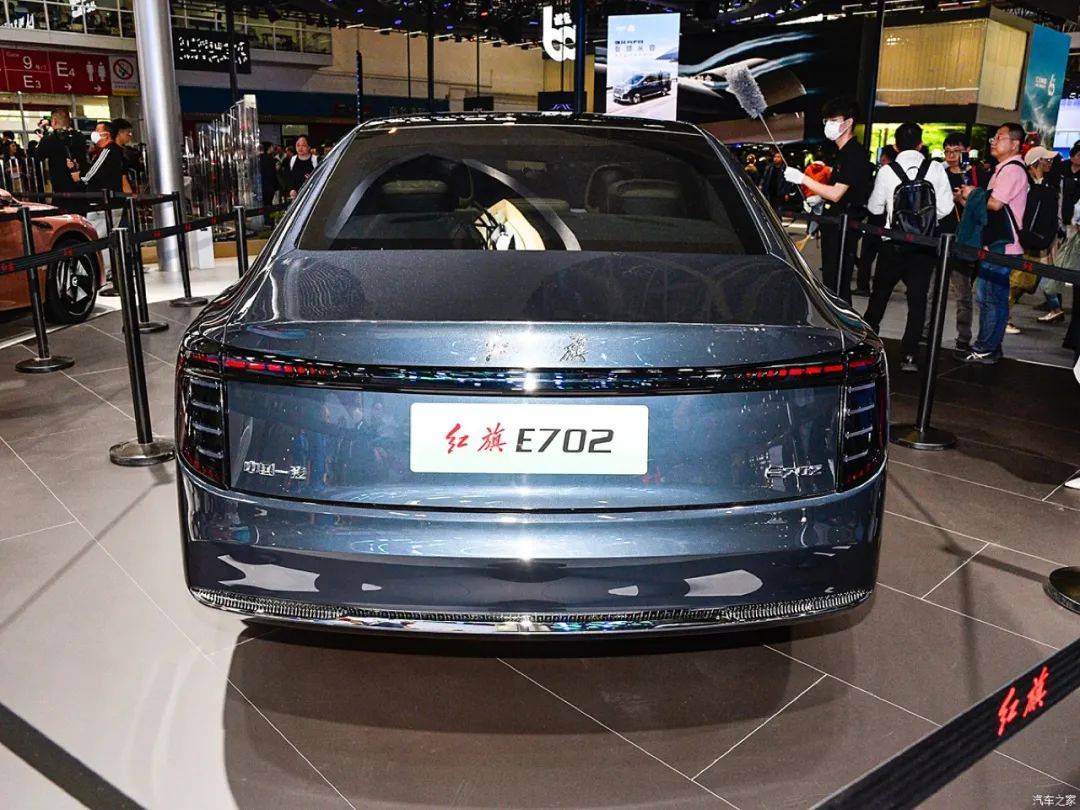 红旗E702概念车亮相北京车展-搜狐大视野-搜狐新闻