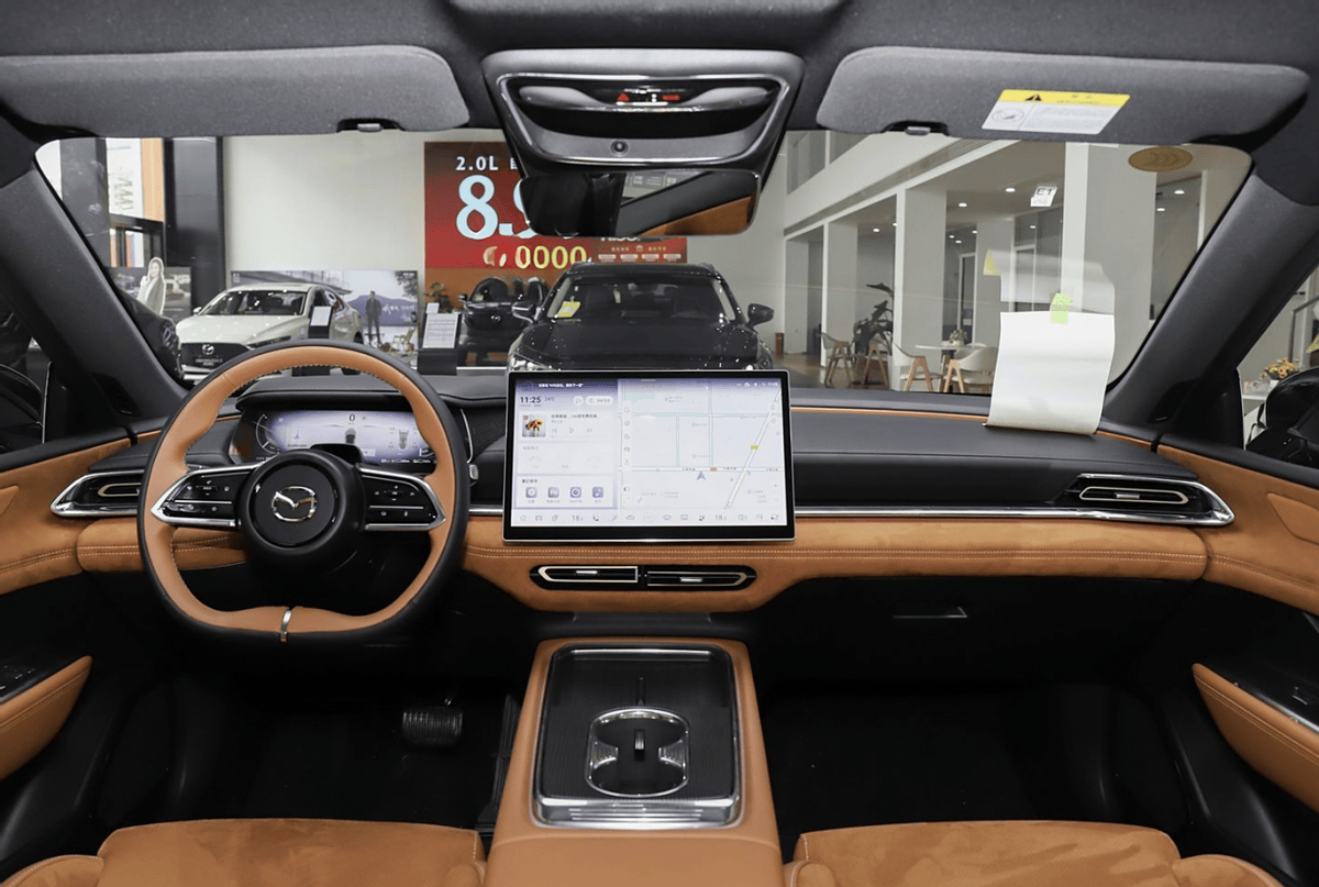 长安智驾新力作，马自达EZ6以13.98万起能吸引众友？_搜狐汽车_搜狐网