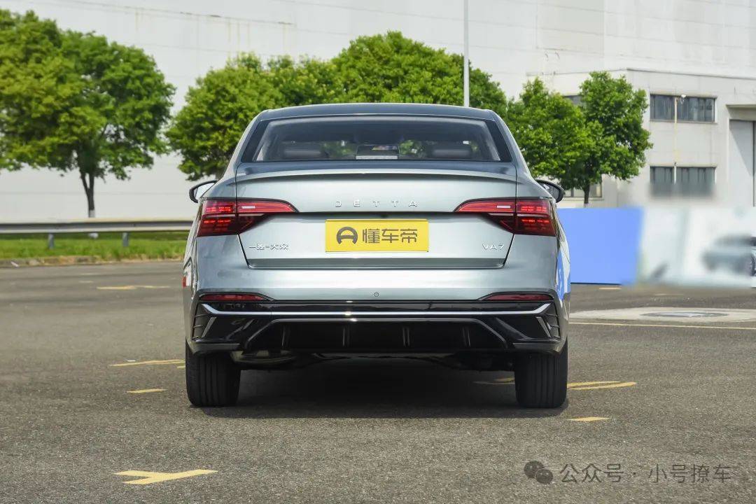 捷达VA7亮相：与速腾“血缘”深厚，1.4T+7DCT动力组合吸睛！_搜狐汽车_搜狐网