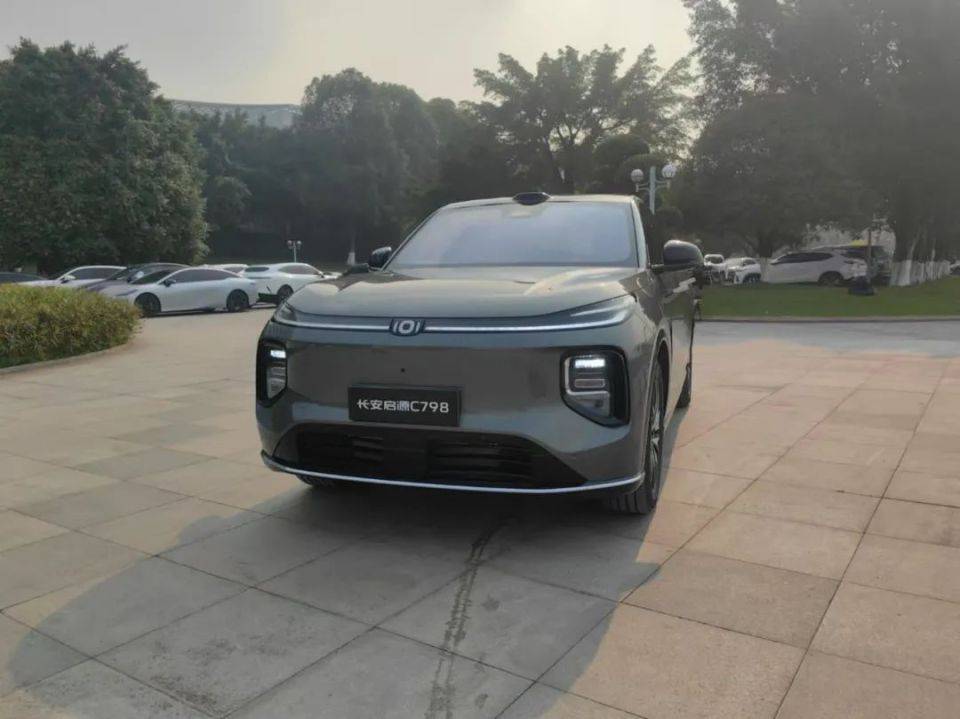 长安启源C798内饰首秀，中大型SUV新选择，能否撼动理想L6地位？_搜狐汽车_搜狐网