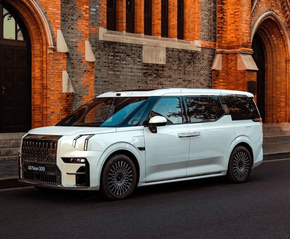 AIRBFT 助力极氪 009，自由掌控底盘高度_搜狐汽车_搜狐网