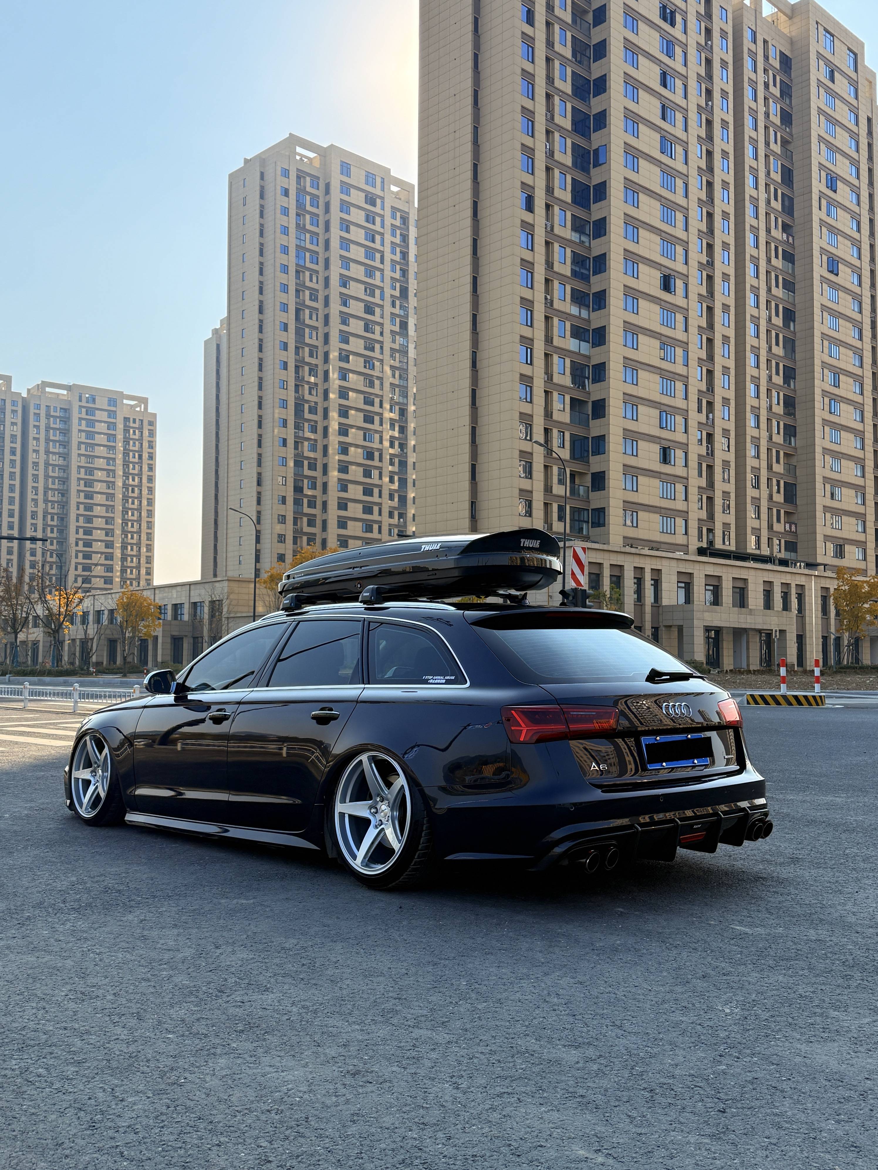 奥迪 A6 旅行版 + AirBFT，轻松驾驭多样地形_搜狐汽车_搜狐网