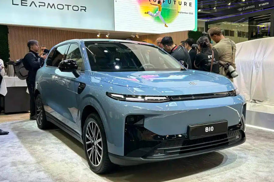 2025慕尼黑车展：零跑Lafa5首发亮相 零跑B10正式交付_搜狐汽车_搜狐网