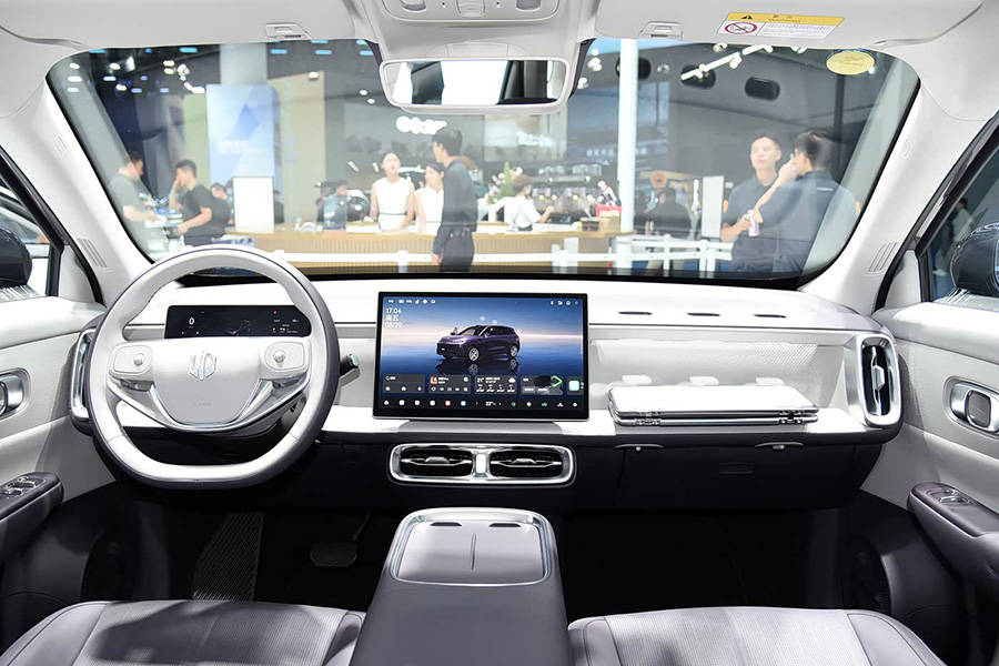 2025慕尼黑车展：零跑Lafa5首发亮相 零跑B10正式交付_搜狐汽车_搜狐网