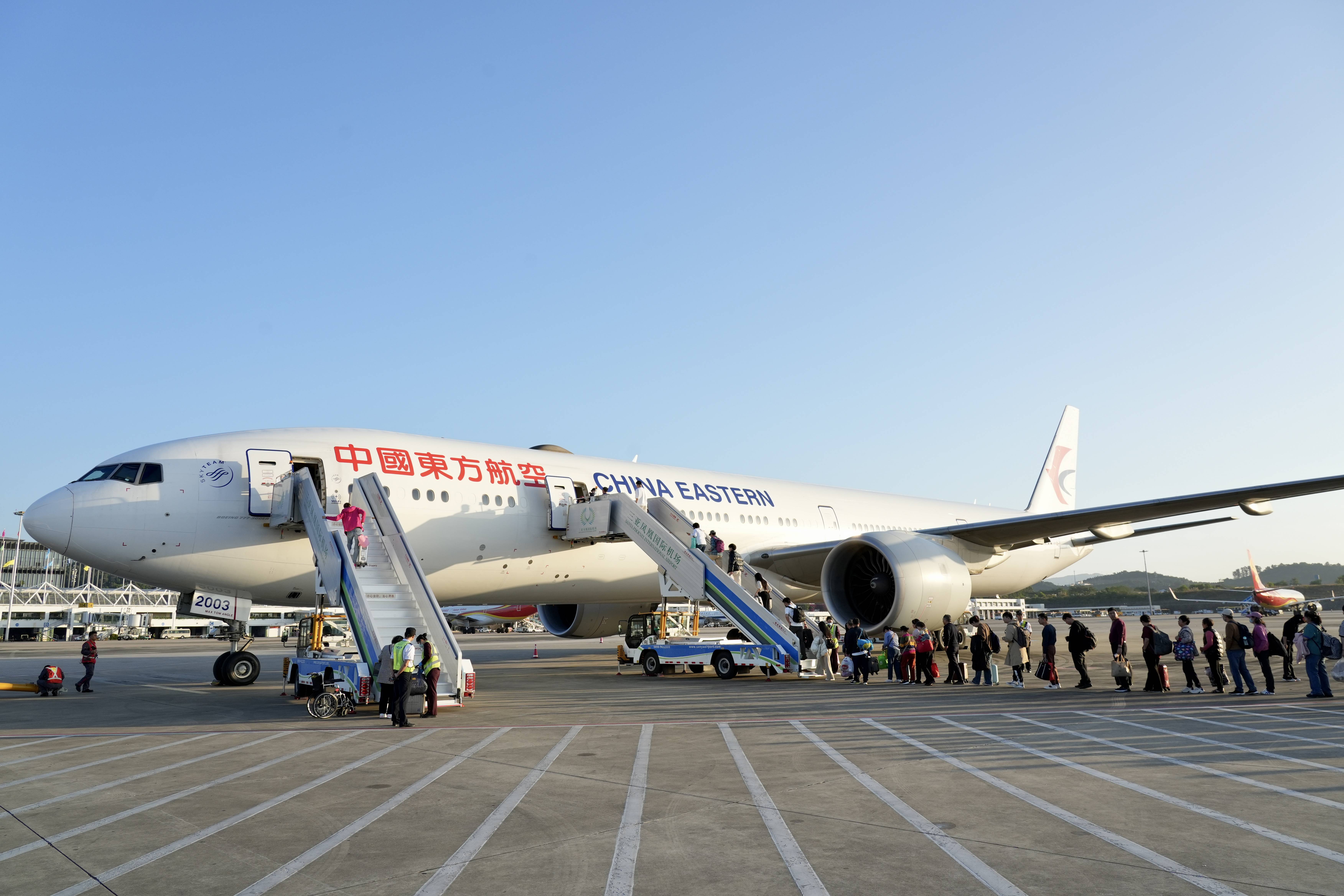 助力海南自贸港建设，东航开航“三亚-浦东-伦敦”航线_上海_航班_服务