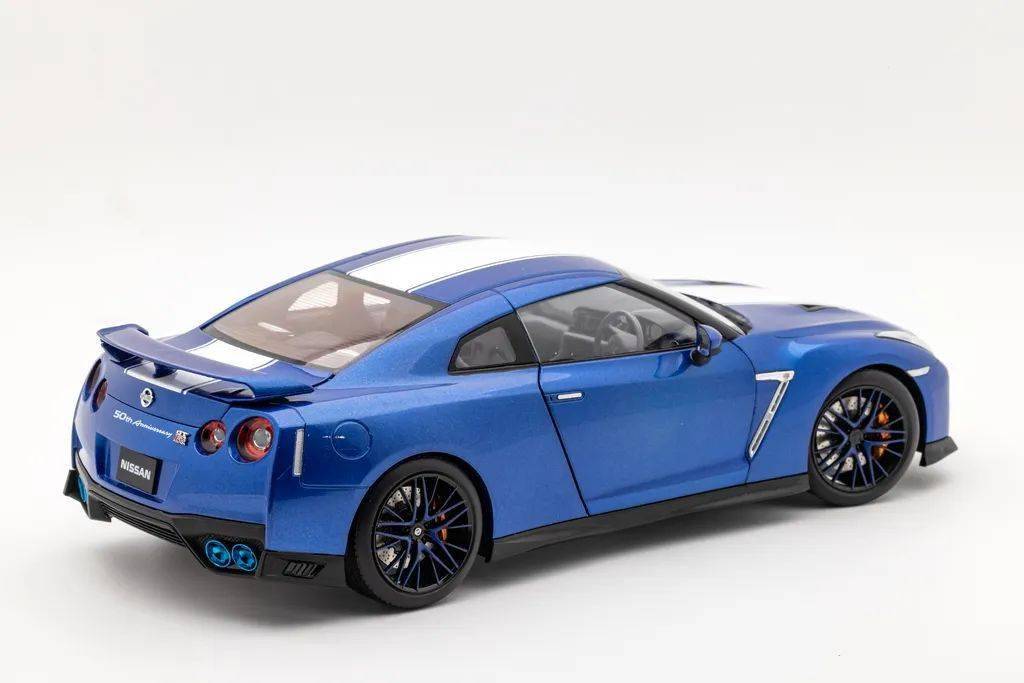 24年JDM重头戏，MotorHelix 1/18 Nissan R35 50th模型测评_搜狐汽车_搜狐网
