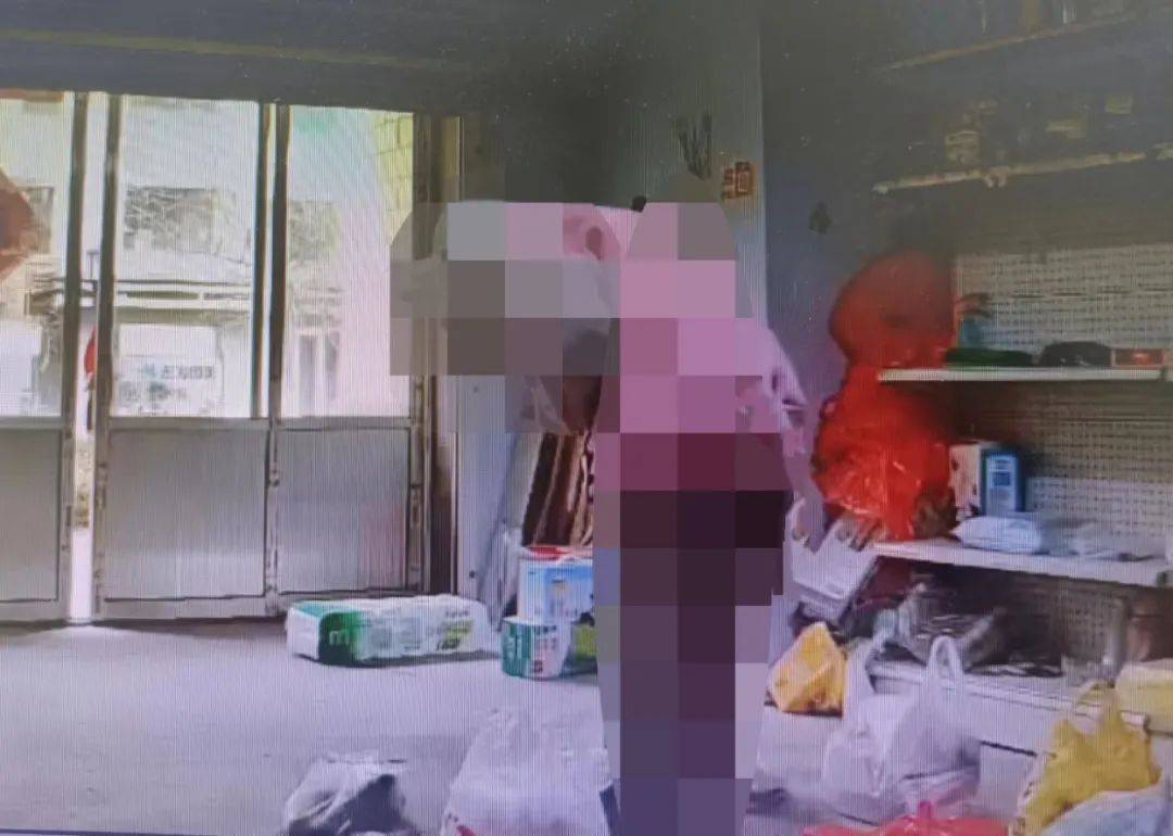 曝光!淄博一女子被抓!报警车库物品