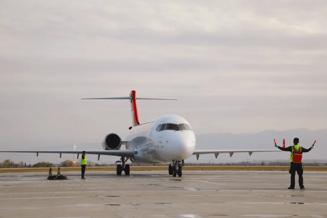 “换季”啦~博乐可直飞这些城市！_机场_航线_运行