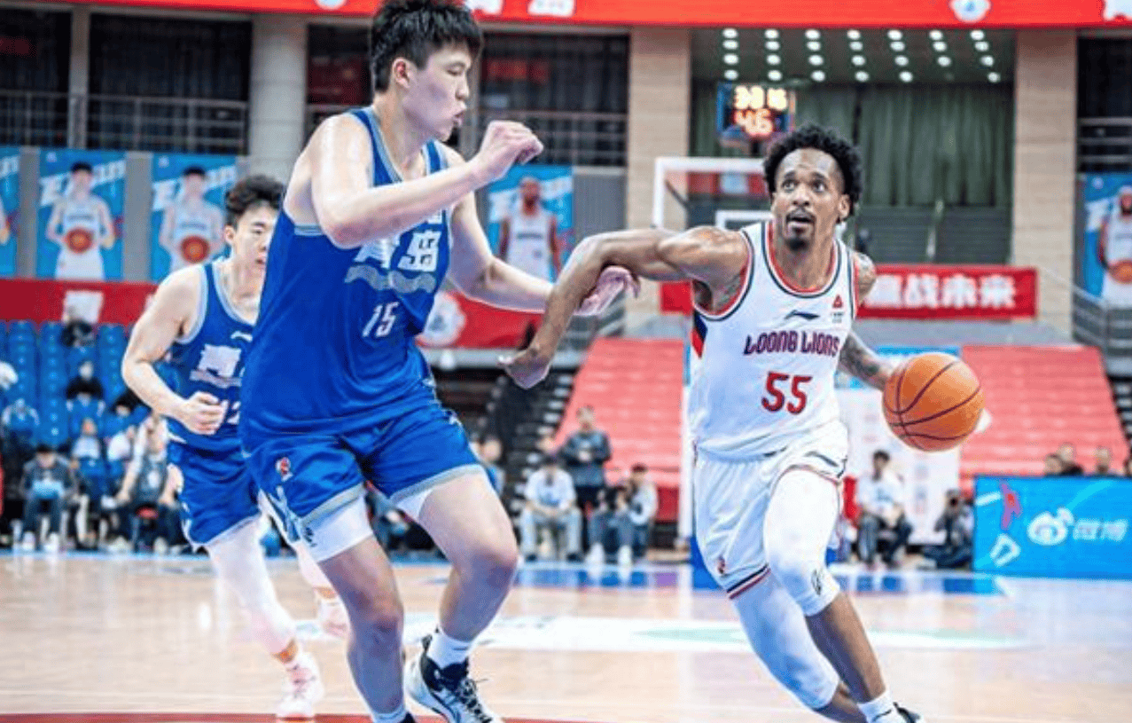 把水货外援用成大杀器！变废为宝成常态 CBA冠军教头名不虚传_李炎哲_郭士强_于晓辉