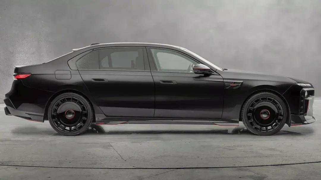 气质更“劳”？Mansory改装宝马7系（G70）_搜狐汽车_搜狐网