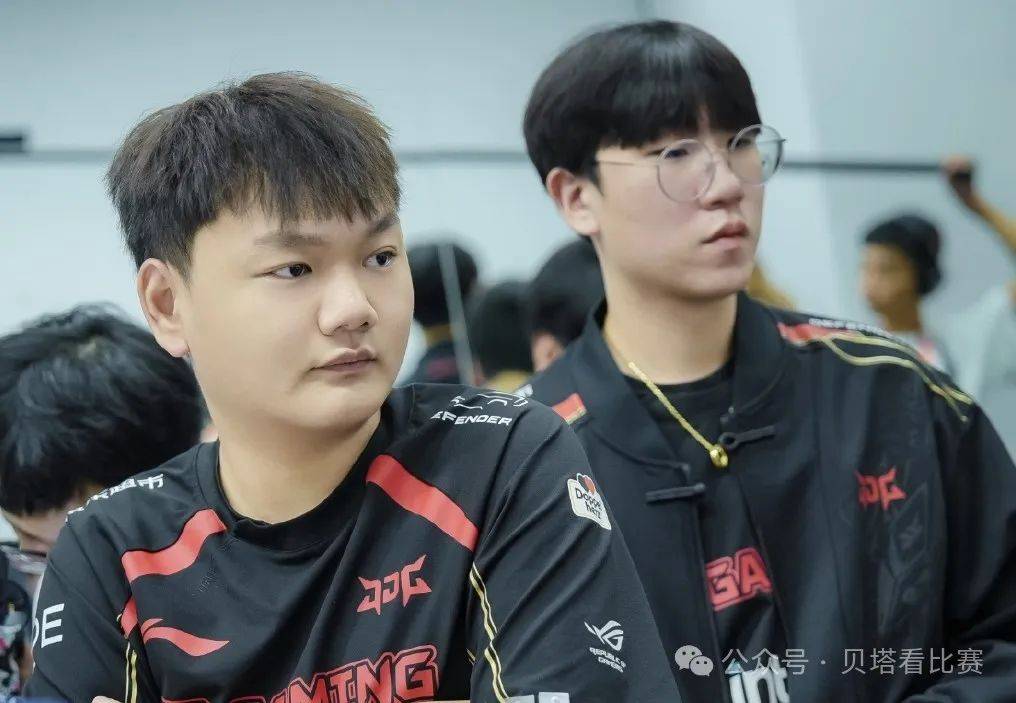 韩网热议WBG淘汰JDG：历代级中路差距！牙膏菜得不像话_-Ruler_世界_-light