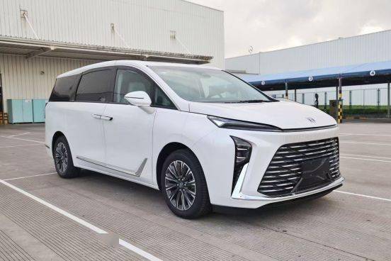 三十万级豪华MPV，别克全新GL8陆尊谍照曝光，豪华感全面提升_搜狐汽车_搜狐网