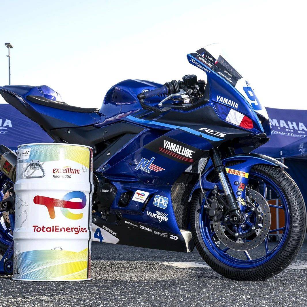 Yamaha 与 Total 合作、在 R3 bLU cRU 使用 100% 非石化燃料_世界_比赛_WorldSBK