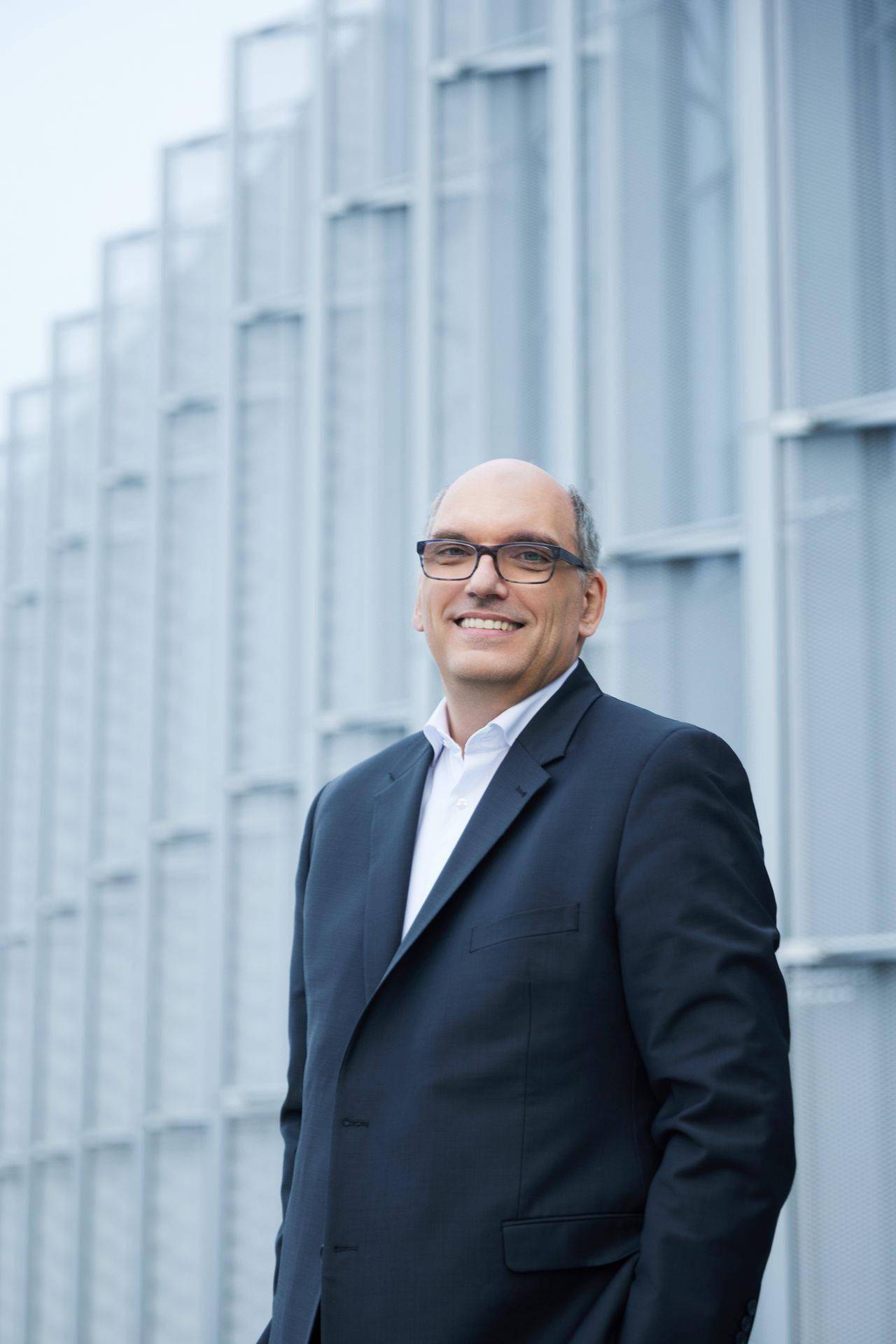 宝马CEO戴鹤轩：混动市场具长期潜力，积极拥抱本土数字化合作_搜狐汽车_搜狐网