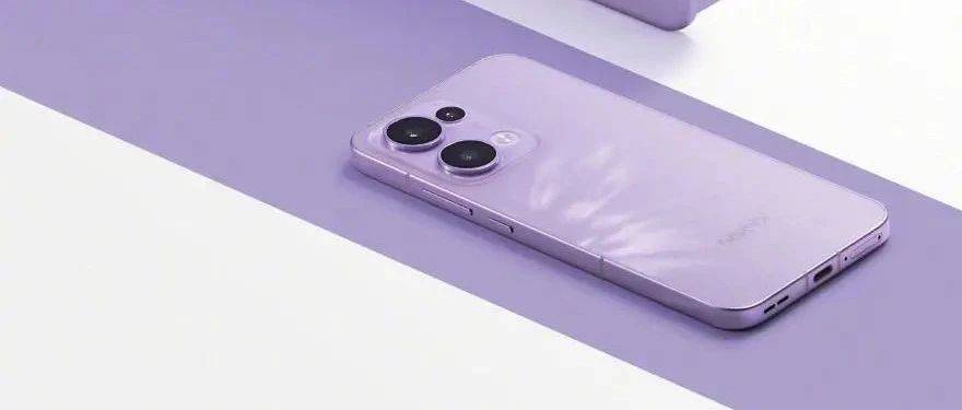 OPPO Reno13系列发布：起售价2699元_Pro_方面_支持