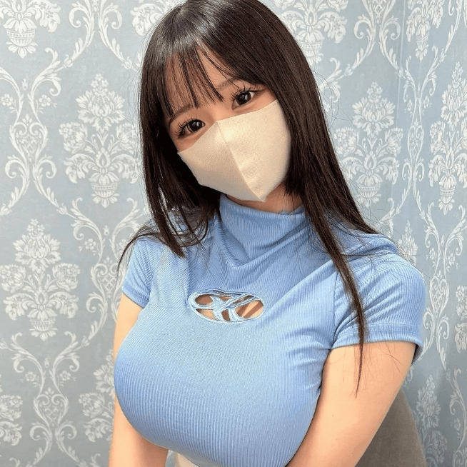 牛仔裤YYDS！绝美背影杀_时尚_带着_身影