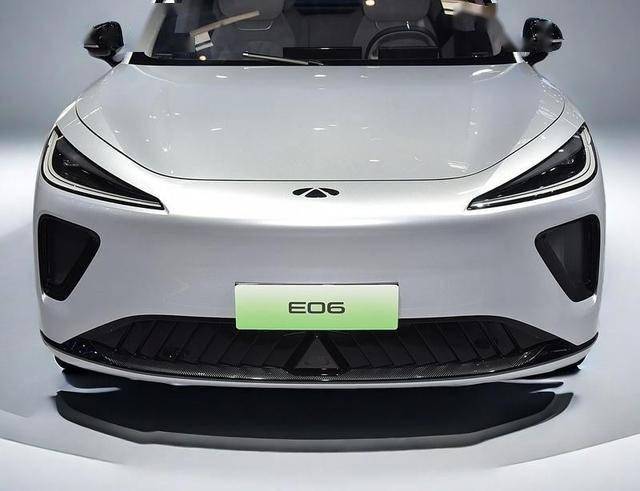 奇瑞最美风云E06能否在2025搭载固态电池上市？_搜狐汽车_搜狐网