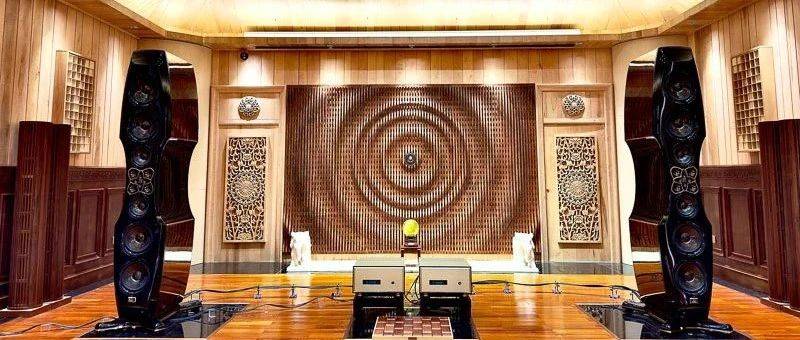 【烧友家访】真有君临天下之感：深圳蔡总的Kharma威龙1D与Magico Ultimate II音箱系统_Ianus_Triofet_空间