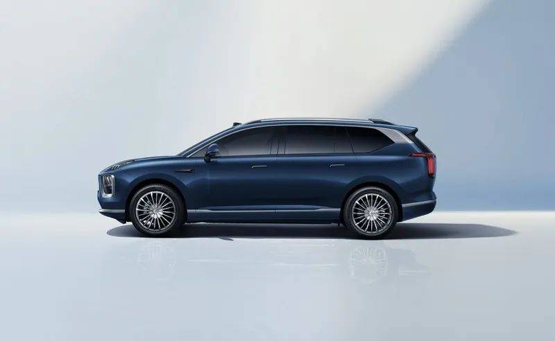 挑战问界M9和理想L9，昊铂HL在3月开启预售，35万起？_搜狐汽车_搜狐网