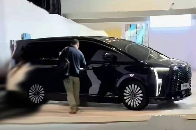 星途E08旗舰MPV曝光：尺寸超GL8，搭载1.5T增程混动系统_搜狐汽车_搜狐网