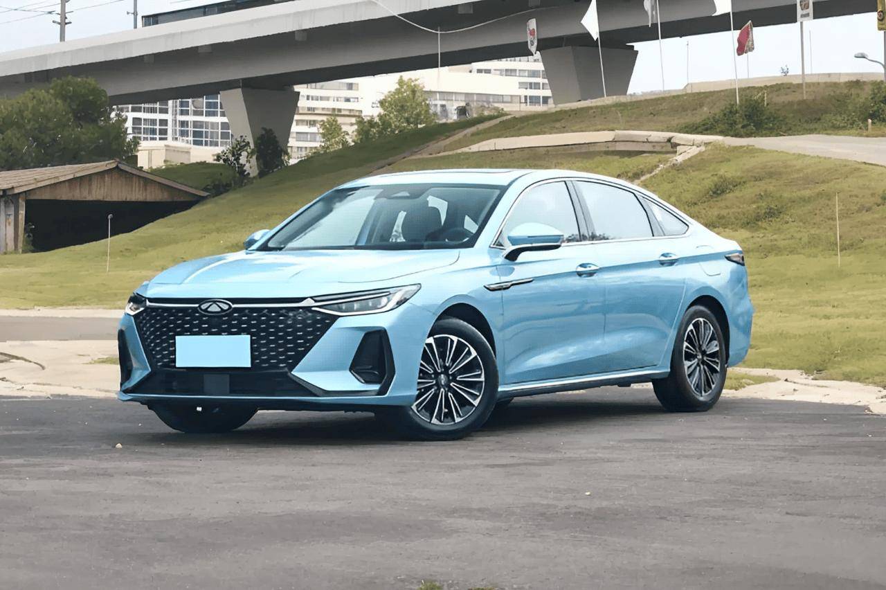 115kW功率+电混DHT，风云A8为何被称为性能新标杆？_搜狐汽车_搜狐网