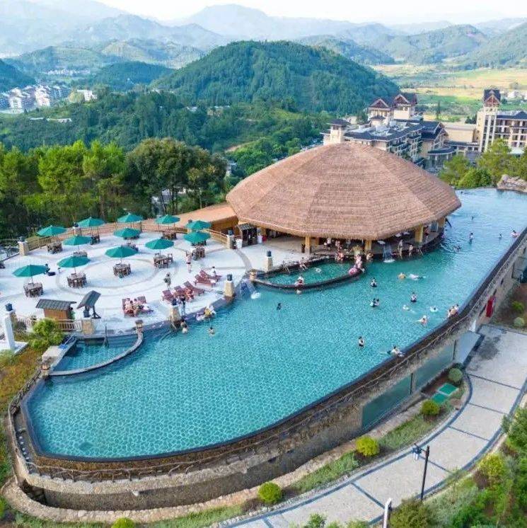 开抢！￥599元抢住贺州西溪悦泉居温泉大/双床房，包含两大两小自助早餐+无限次露天温泉+游泳池+儿童水上乐园+无动力探险乐园_产品_日期