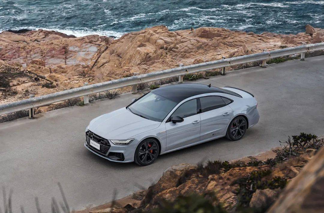 试驾过四代奥迪A6L，为什么现款双离合+quattro ultra最好开？_搜狐汽车_搜狐网