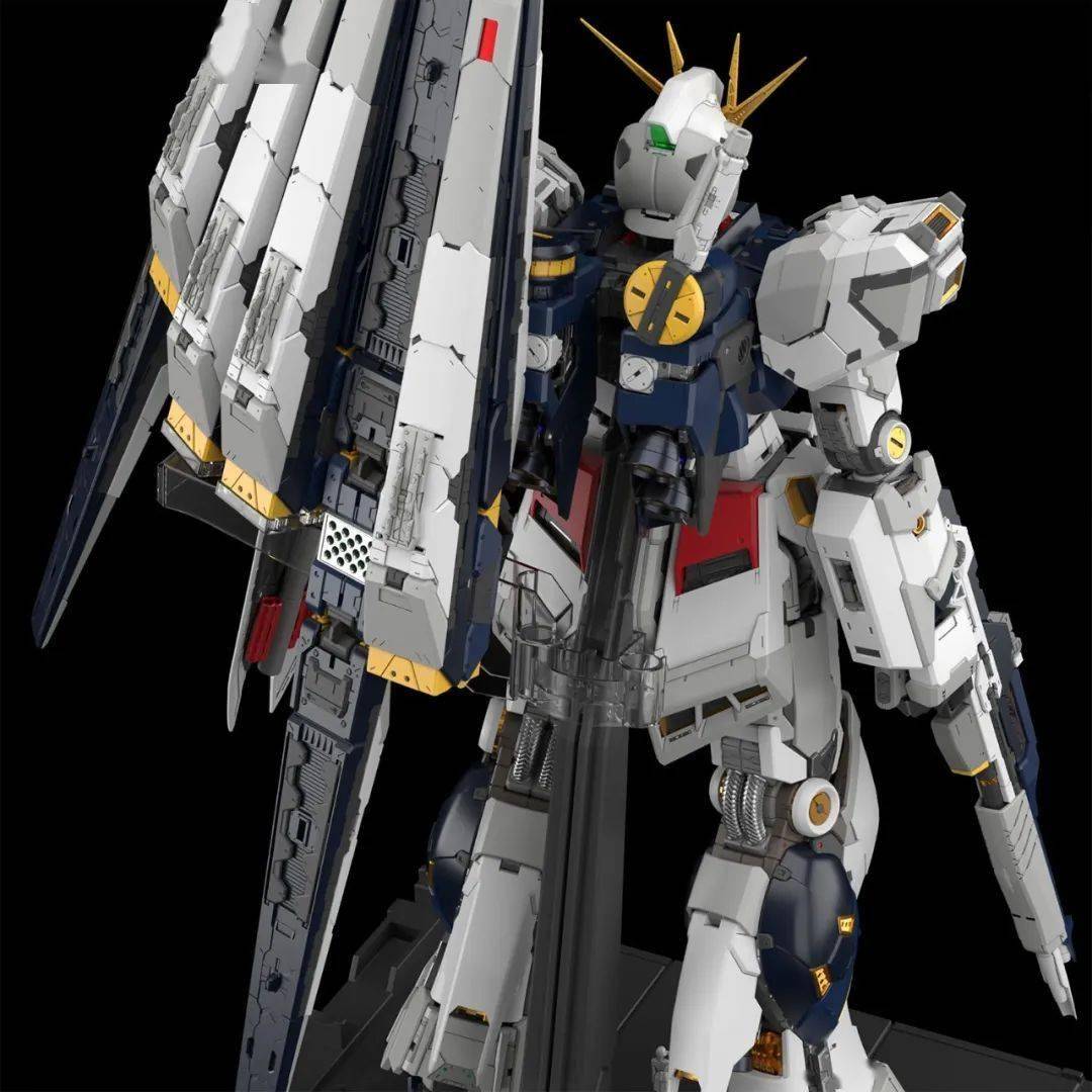 PGU牛高达官图和实物来了！到底是怎样的新PGU要60000？_效果_来稿_造型