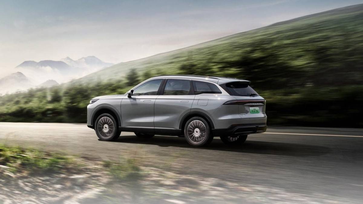 【对比】中型SUV 谁更值得选？ 启源Q07 VS风云T9_搜狐汽车_搜狐网