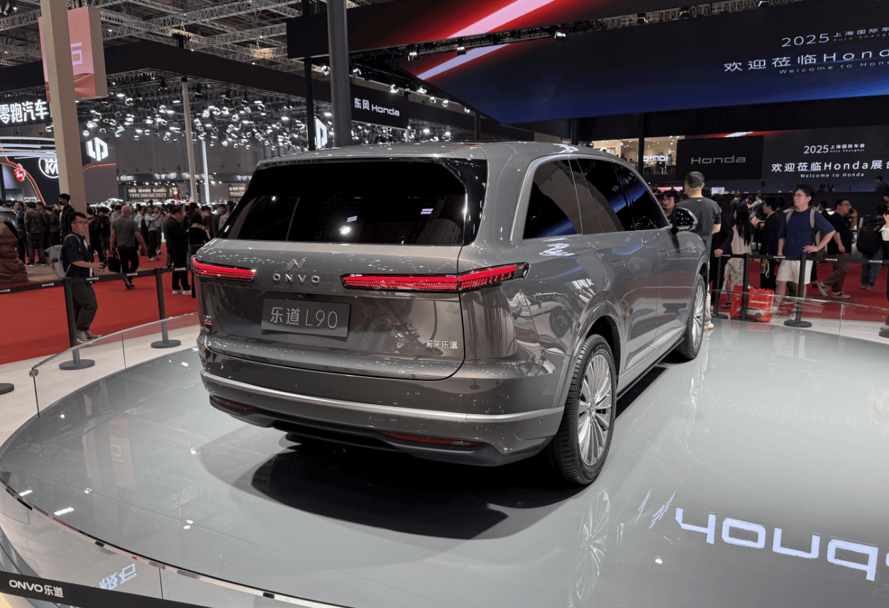 理想i8、乐道L90、零跑B01参数曝光，智能电车三大趋势已明_搜狐汽车_搜狐网