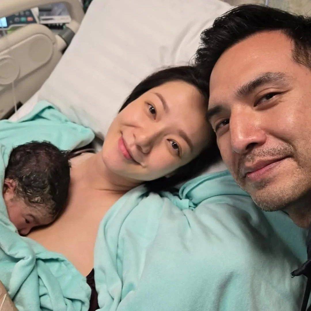 TVB前花旦结婚8年宣布生下女儿，大晒一家三口合照！曾自爆陷婚姻危机，老公难以忍受_王君馨_Audrey_喜讯