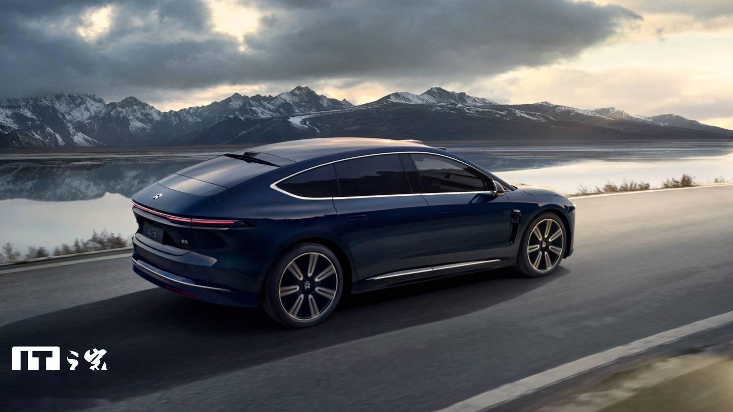 李斌谈蔚来ET9与尊界S800：用户群各异，携手挑战BBA高端市场_同比增长_公司_业务