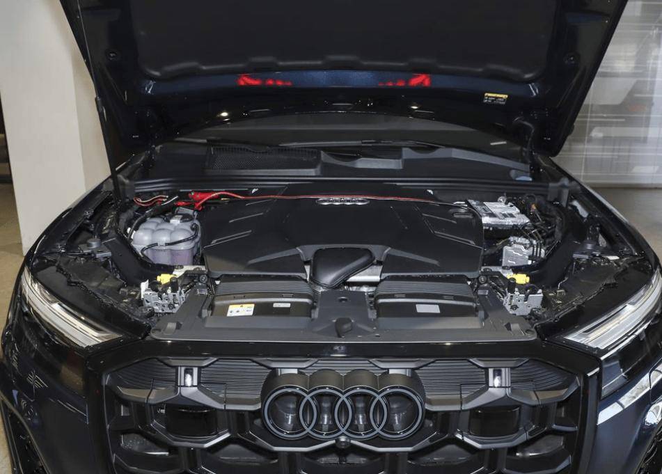 2025款奥迪Q7新车型来袭，2.0T+8AT动力组合引领豪华SUV新风潮_搜狐汽车_搜狐网