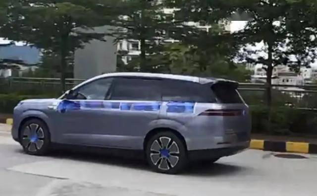 腾势N8L路试照抢先看，大尺寸升级剑指大型SUV市场，能否与N9并肩？_搜狐汽车_搜狐网