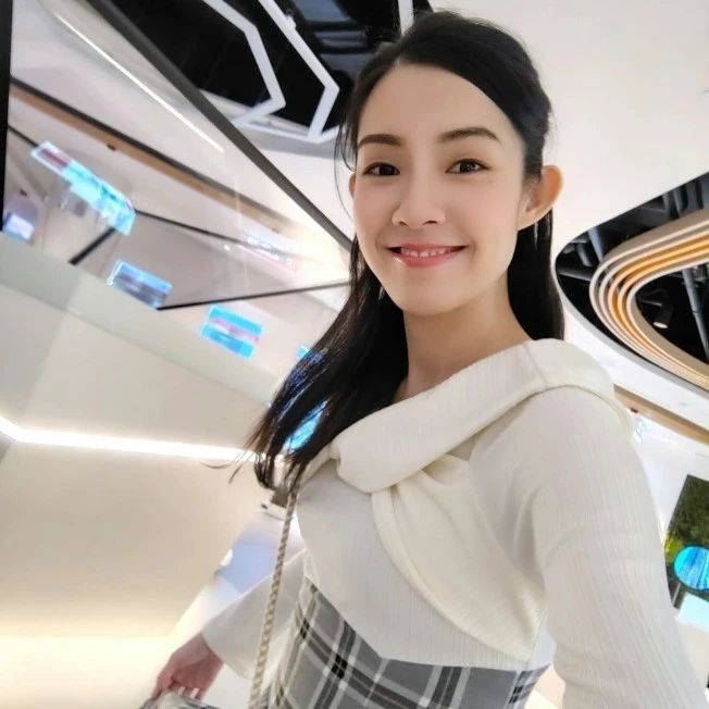 37岁TVB女星自爆遭遇变态色情狂！被大叔撞胸非礼！入行16年曾出过写真_丁乐_性格_观众