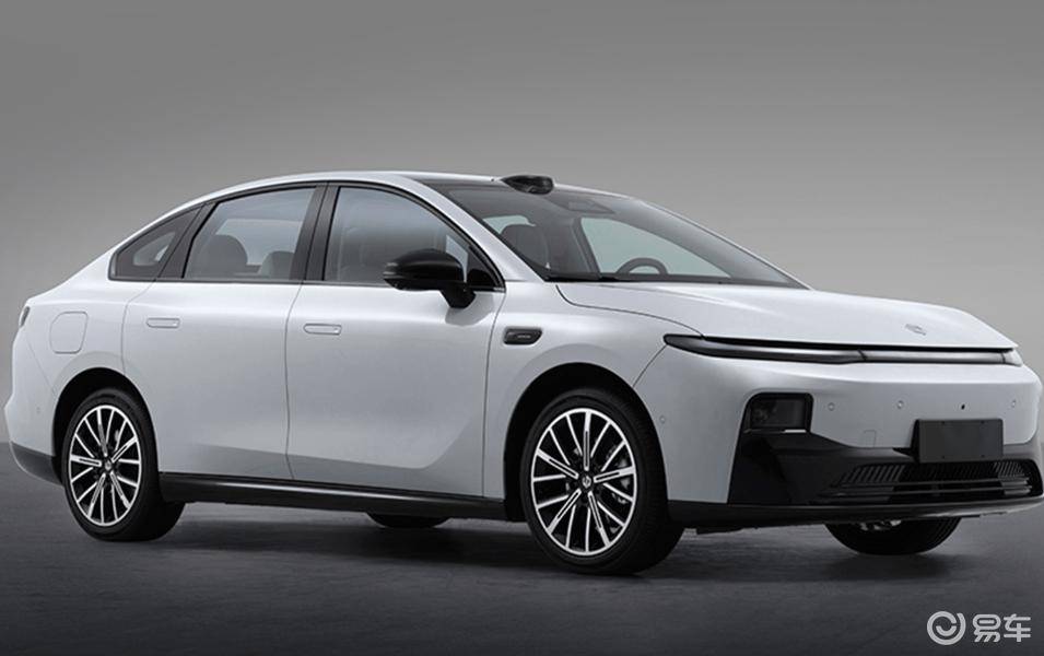 零跑B01预售10.58万元起，重新定义什么叫高配平权！_搜狐汽车_搜狐网