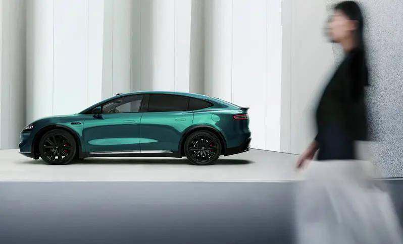 全系搭载华为ADS4，更美更强、更颠覆！预售价25.8万，剑指特斯拉