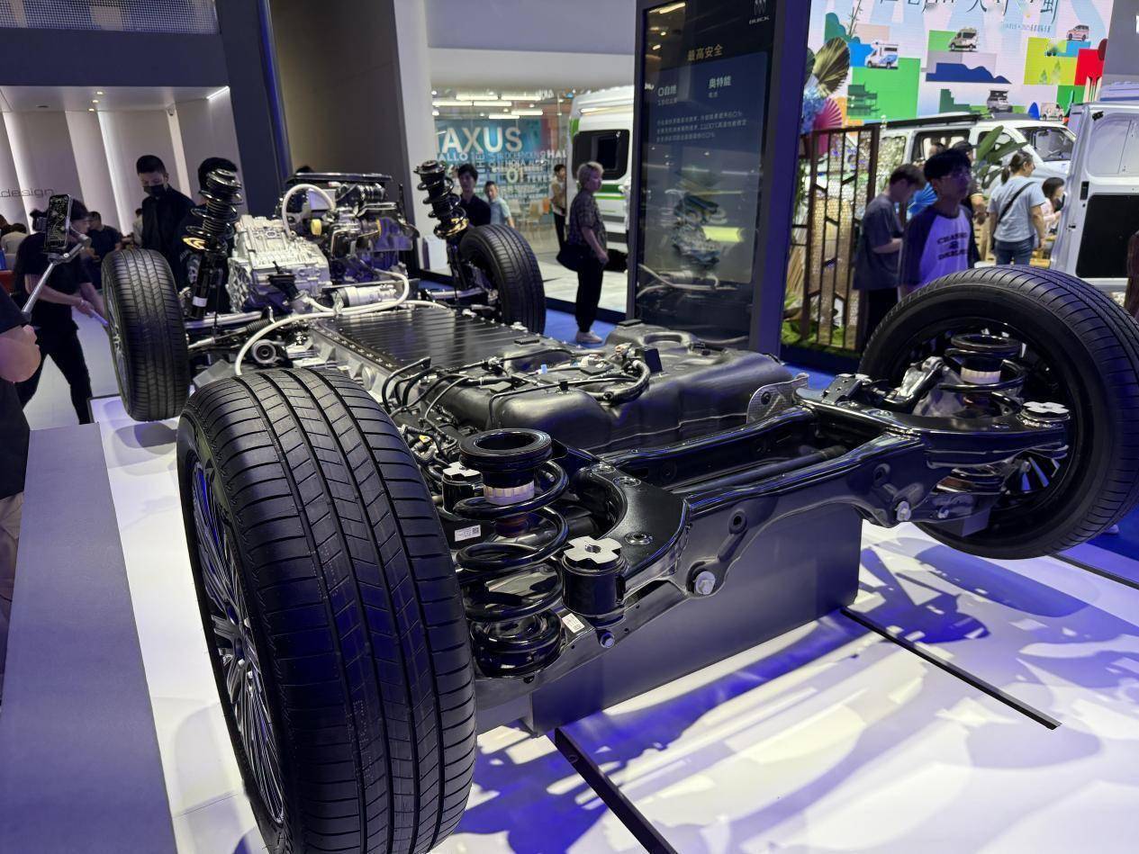 首发骁龙8775芯片 别克至境L7将于9月亮相_搜狐汽车_搜狐网