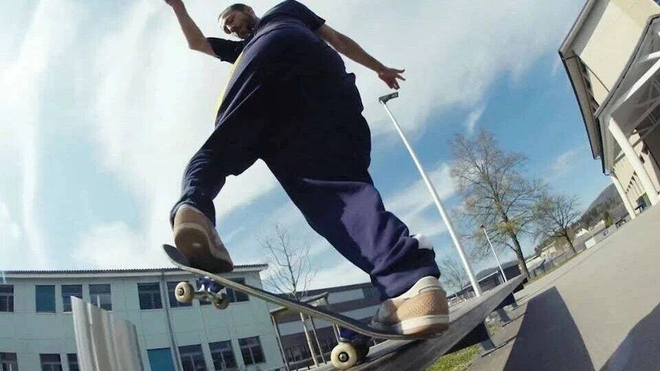 Michael Brunner个人片段 《Nofy》_back_to_switch